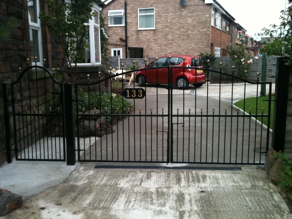 Metal Electric Driveway Gates - Powder Coated & Galvanised